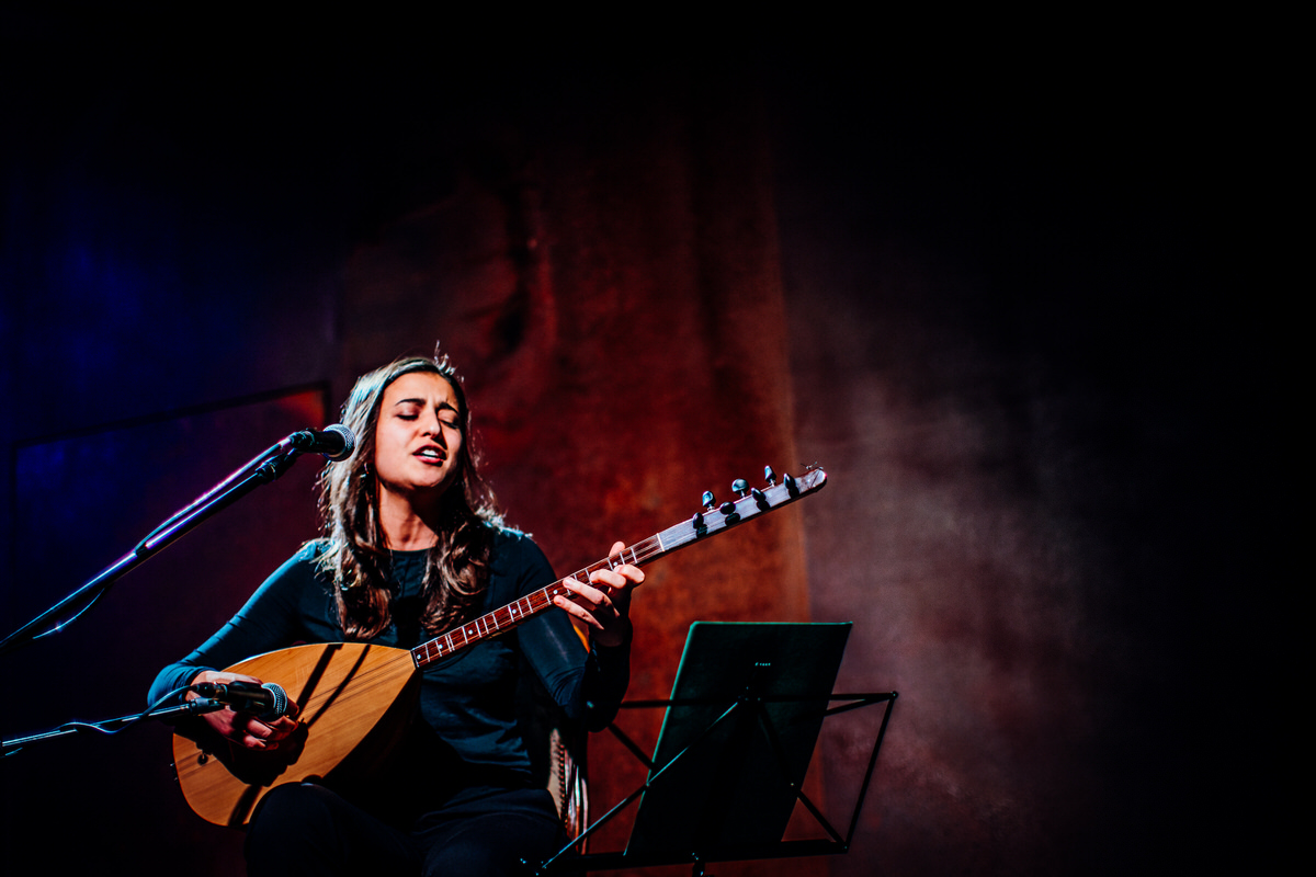 VAN OUTERNATIONAL — Derya Yildirim & Taner Akyol • VAN OUTERNATIONAL